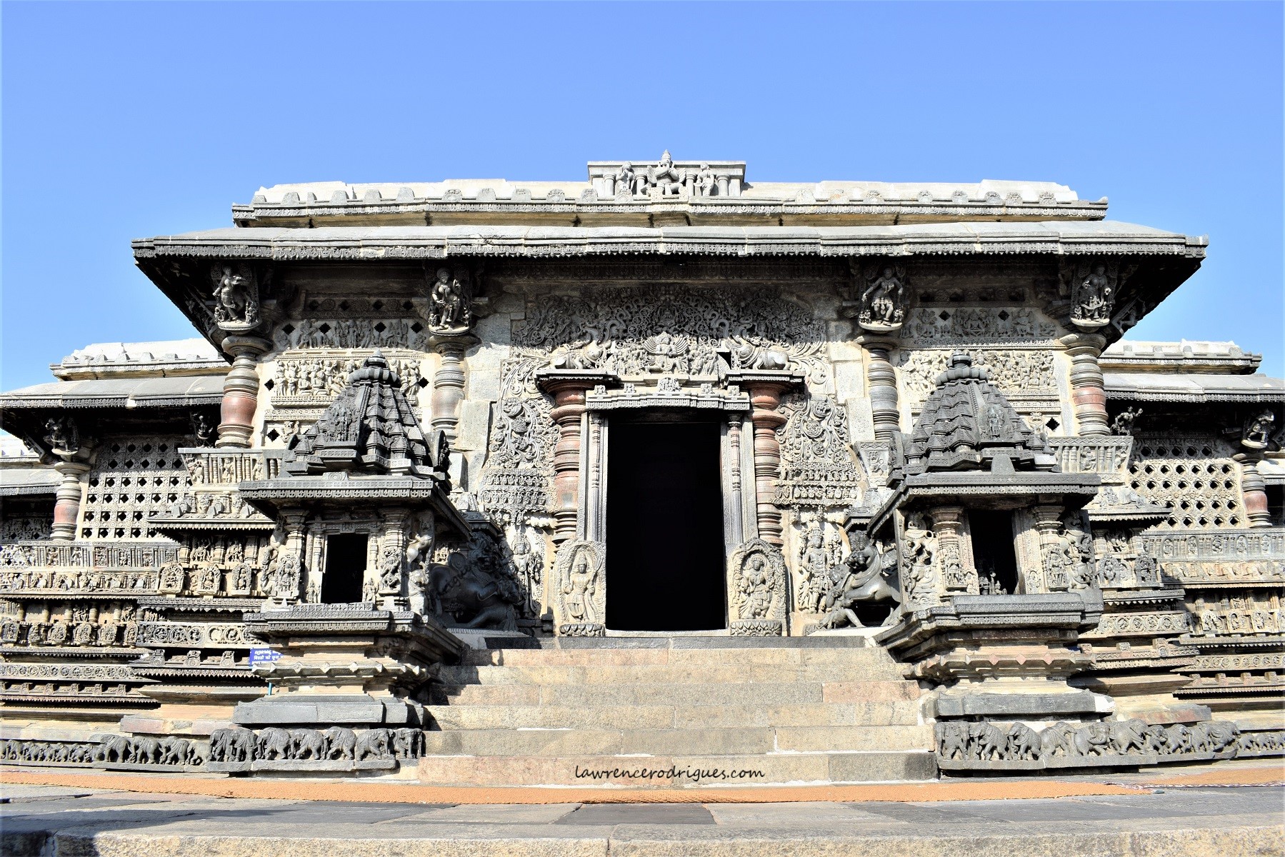 Belur Chennakeshava Temple: Main Entrance